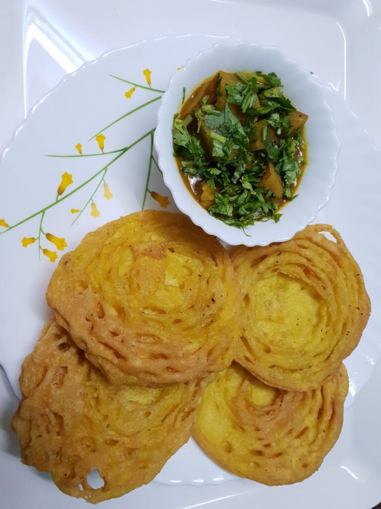 Make yourself Bihari cuisines Part 2: Dhuska - Global Bihari News