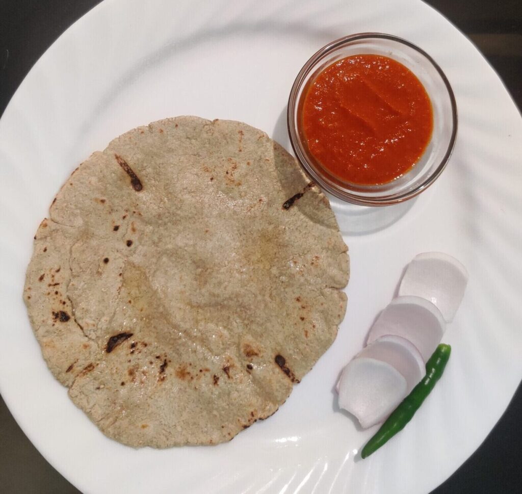 Indian Food Recipes: Bajre Ki Roti, Lehsun Ki Chutney